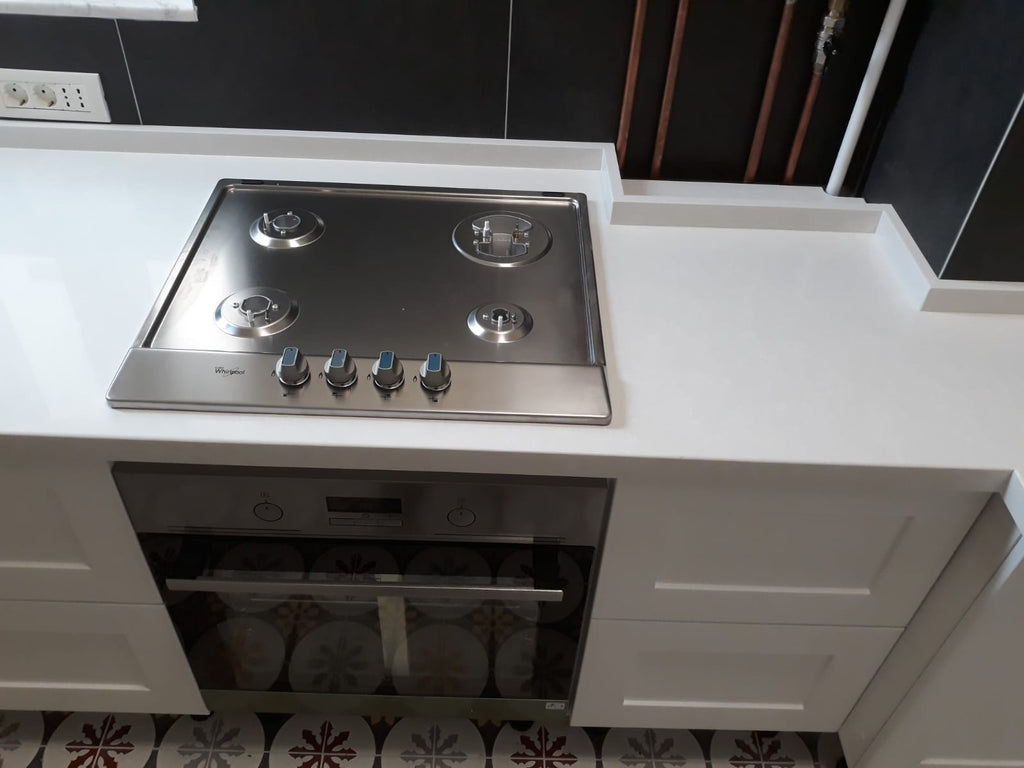 Blat Bucatarie quartz Barents Cimstone portofoliu lucrari PROWEST